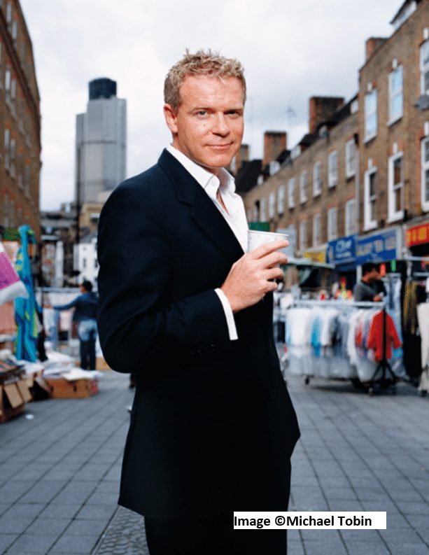 Michael Tobin - Digital & Motivational Speaker | Raise the Bar