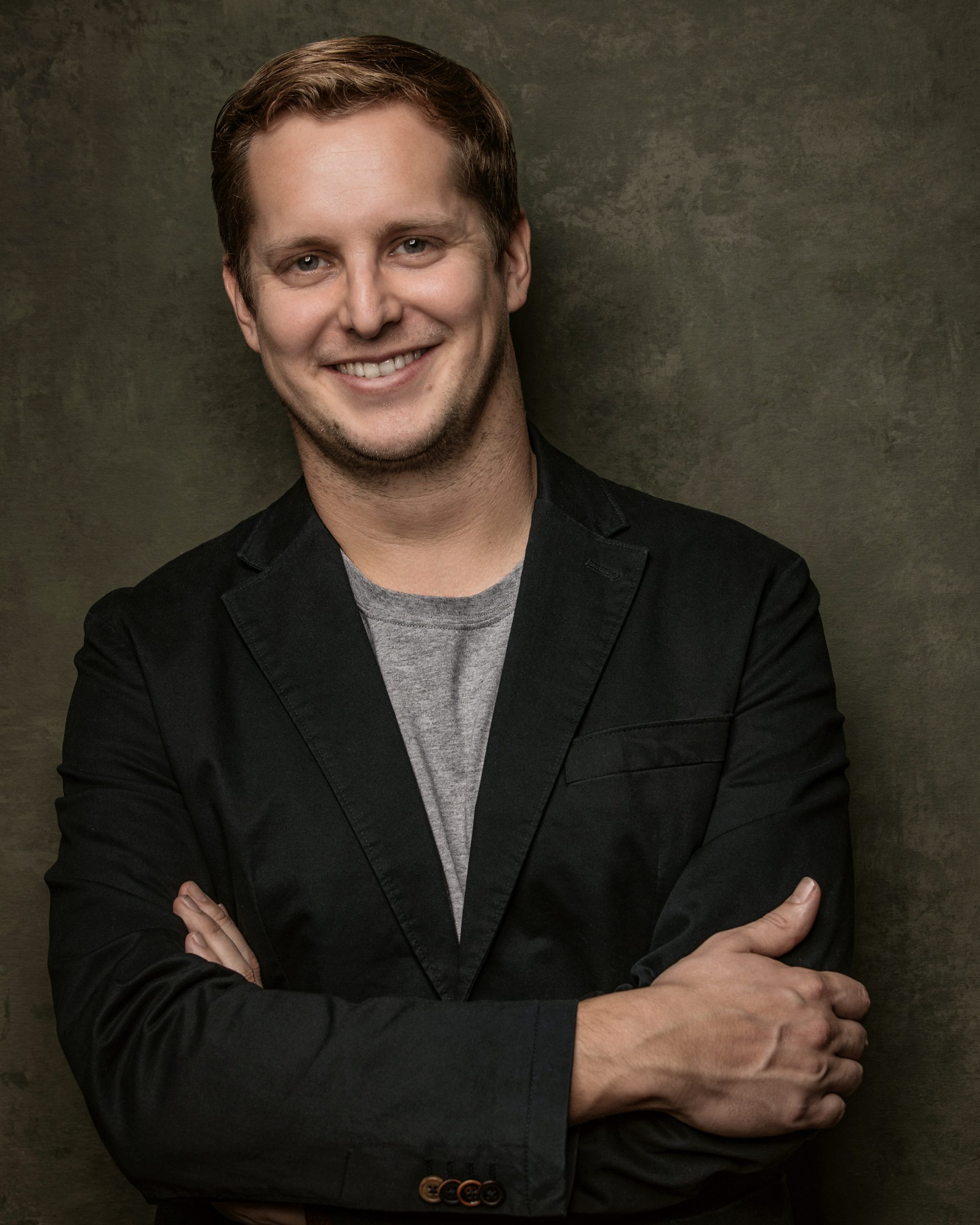 Book Motivational Speakers for your virtual event - Raise the Bar