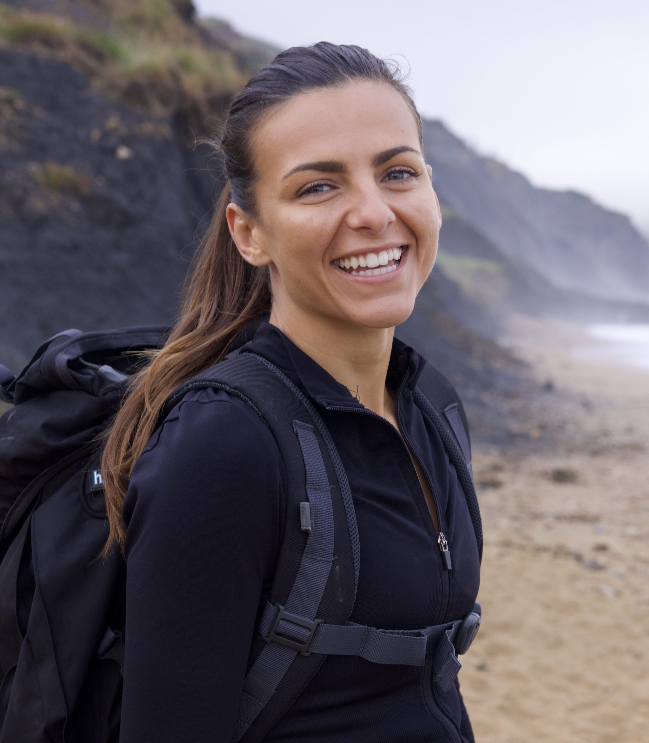 Lizzie Daly - Raise the Bar